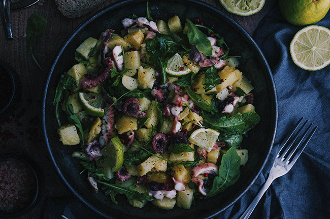 10 Brain Food Snacks to Keep You Focused in 2023